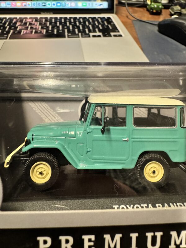 TRIPLE9 TOYOTA BANDEIRANTE 1967 PREMIUM INCL. BOX LTD - 4WD Magazine
